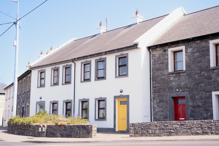 3 Bedroom Townhouse In The Heart Of The Burren - Irland