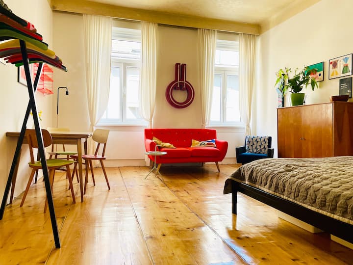 Architekten-apartment Charmant Und Hell Mit Balkon - Wien