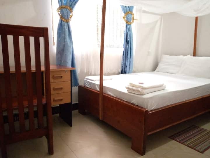 Single Bed & Small Double (#3 ~ St. Gabriel) - Dar es Salam