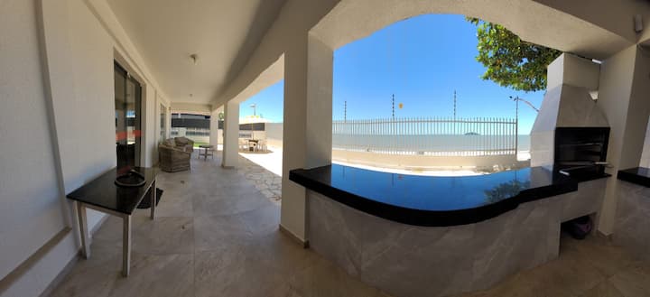 Casa Exclusiva Frente Mar Pé Na Areia Piçarras Sc - Penha