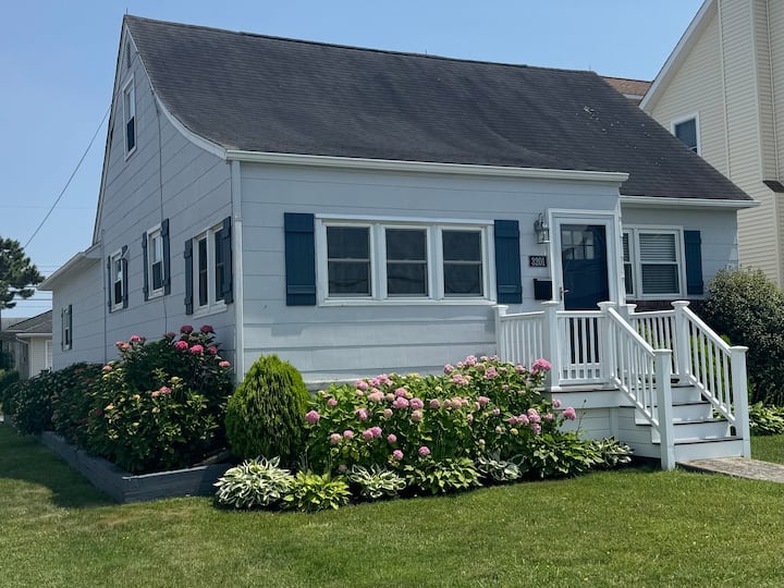 Beautiful Ocnj Beach Bungalow - Ocean City, NJ