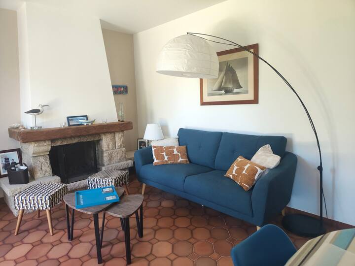 Family House For 4 People - Brignogan-Plage