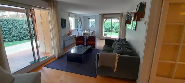 Deauville,  Appartement 115 M2  En Rez De Jardin - Deauville