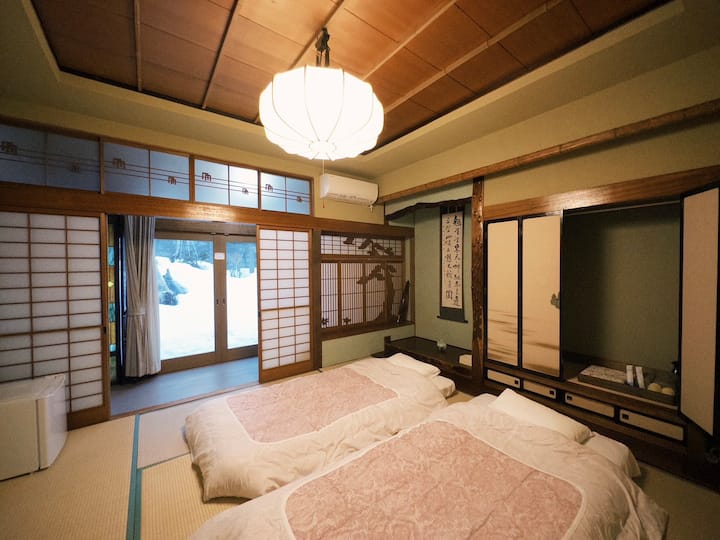 小樽錦園　昭和時代の榻榻米部屋８畳　102和室 - 오타루시