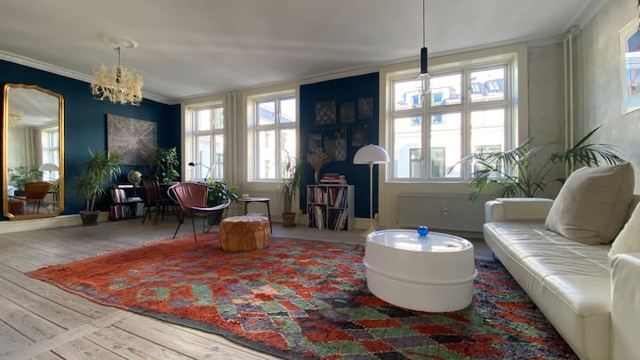 Central Boutique Balcony Apartment - Copenhagen