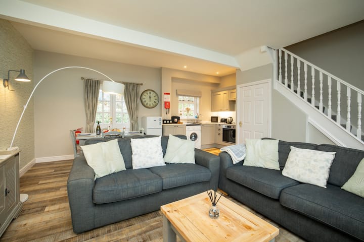 Eyam Cottage - Chesterfield