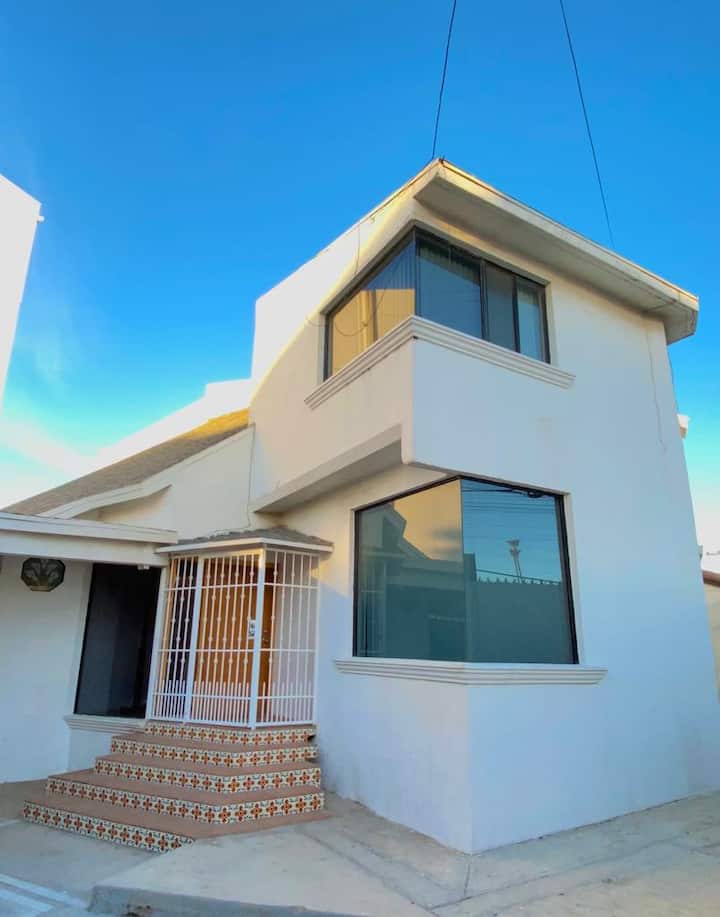 Sunset In Playas - Big House Close To The Beach - Tijuana