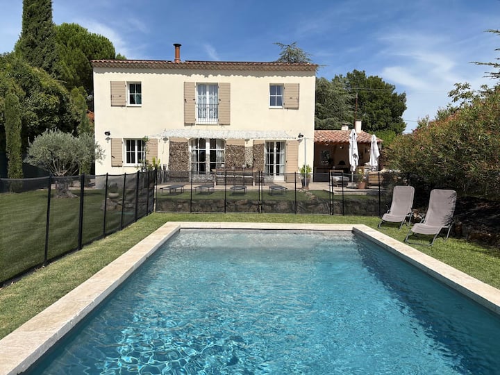 Bastide Provençale Avec Piscine à 10min D'aix - Aix-en-Provence