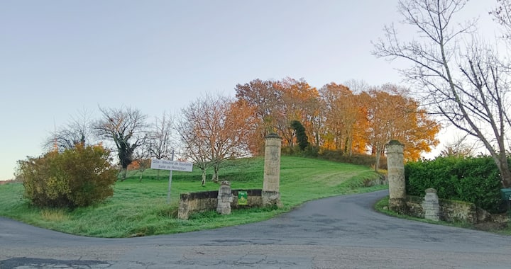Charmant Gîte Du Château De L'estang En Gironde - Castillon-la-Bataille