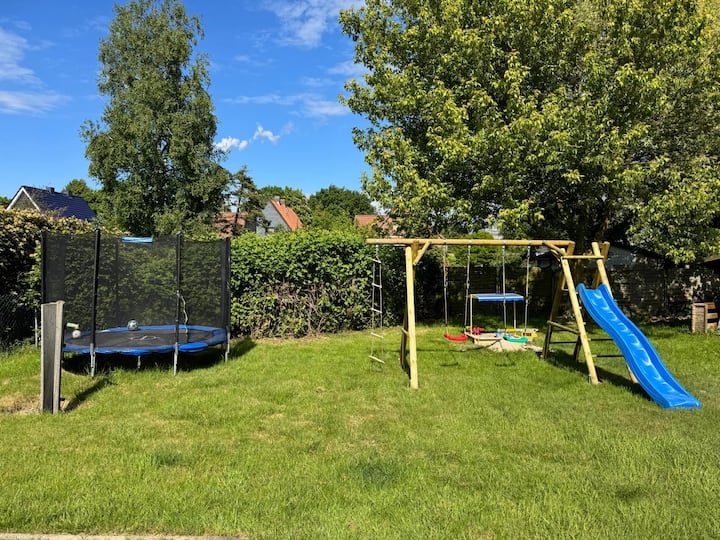Großzügiges Ferienhaus Mit Großem Garten An Der Wesermündung Und An Der Nordsee - Nordenham