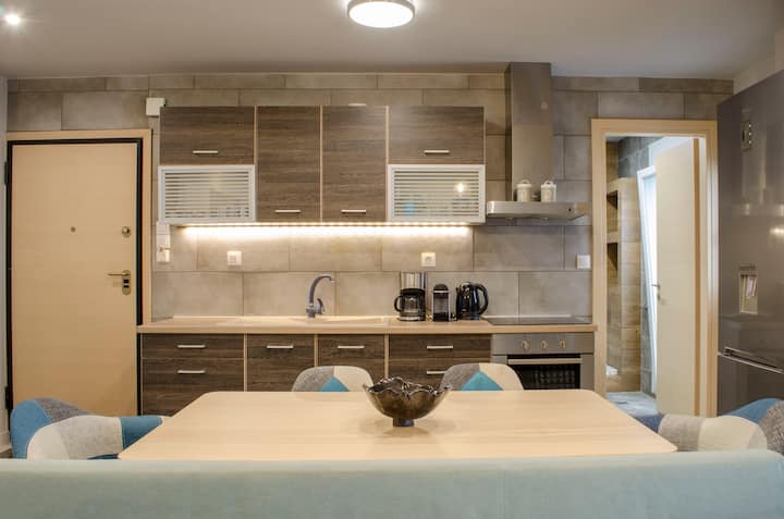 ΤHess1home Urban - Thessaloniki