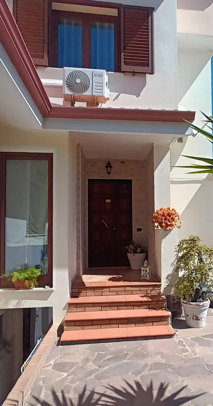 Alloggio Carbonia
"Mary&marco" - Carbonia