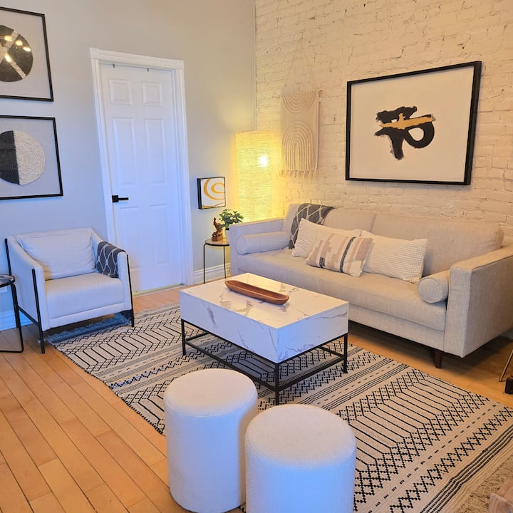 Charming, 4 Rooms, Condo On Ste-catherine Street - Boucherville