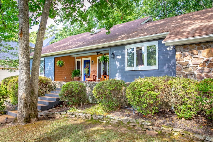 Fabulous Family Lake House On Eden Isle - West Front Street, AR