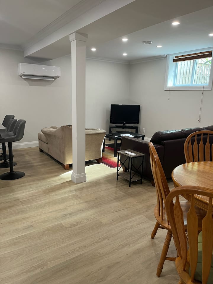 Cozy Newcastle Home - Clarington