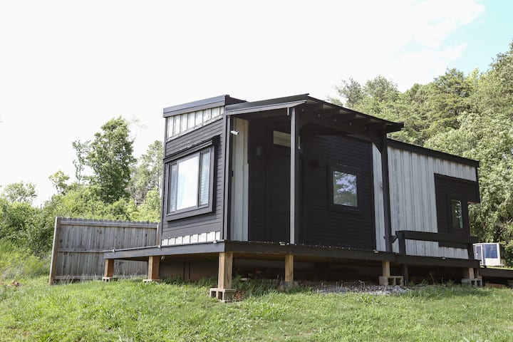 Cozy Tiny Home W/views & Star Gazing - Greer, SC
