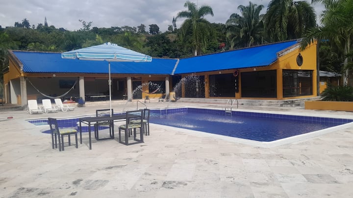 Anapoima - Alojamiento Vacacional. Casa Campestre - Anapoima