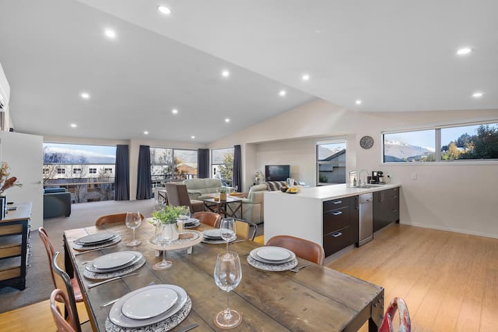 Mountain Views On Sainsbury - Queenstown