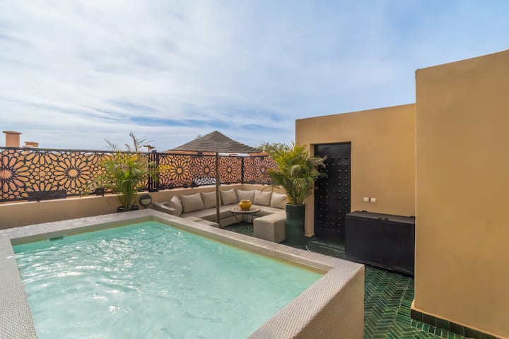Joli Duplex + Piscine Privée Chauffée + Transfert - Marrakesh