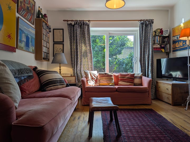 Quiet East London House With Garden - London