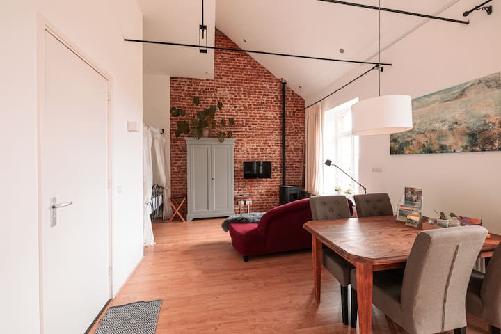 Appartement Met Prachtig Uitzicht Op Kasteeltje. - Dalhem