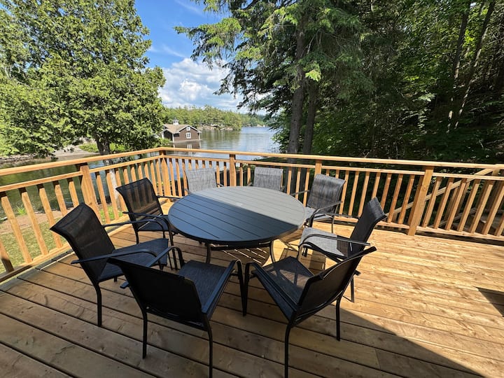 Lake Muskoka Cottage - Gravenhurst