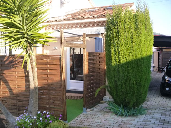 Studio Sur Jardin Clôturé, Arboré - Toulon