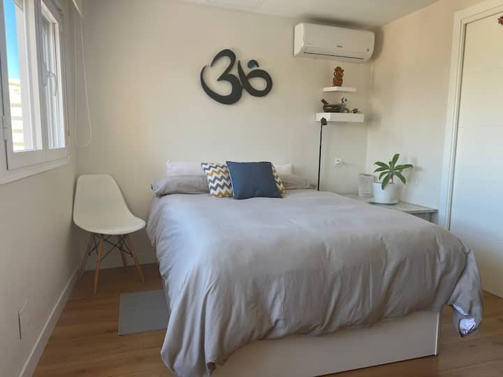 “Ciudad Y Mar” Piso Luminoso Y Céntrico. - Almería