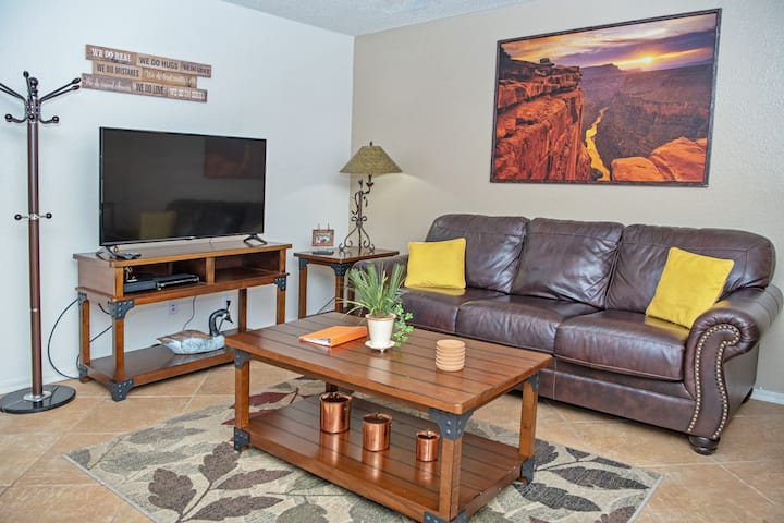 Cozy Condo | Walk To Shops, Restaurants, Galleries - Red Rock State Park, Sedona