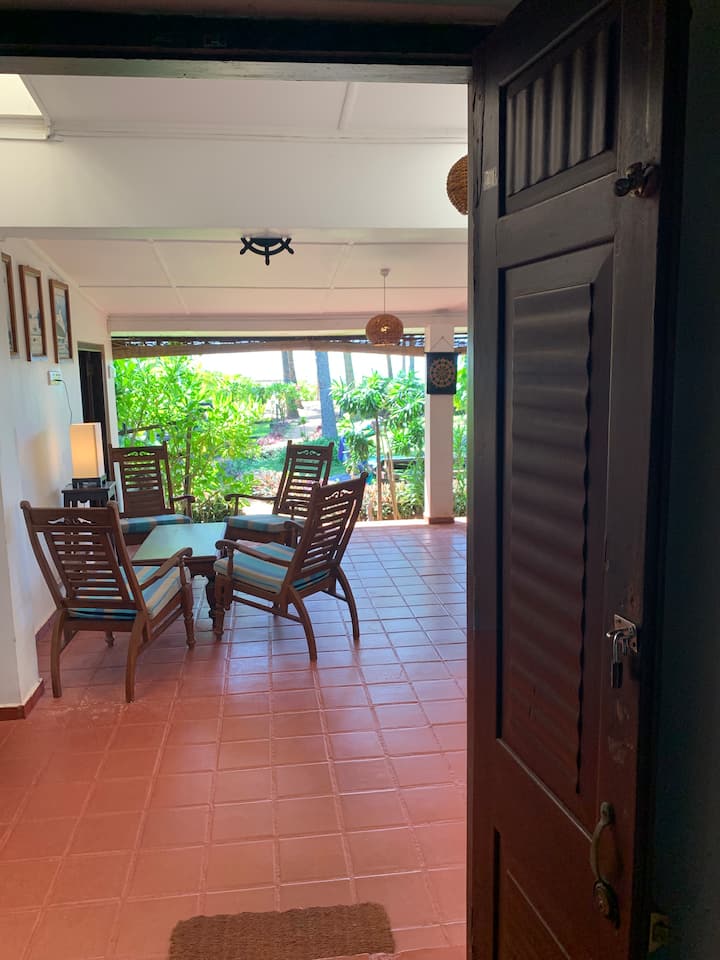 The Galle Breeze Inn - Beachfront Villa - Sri Lanka