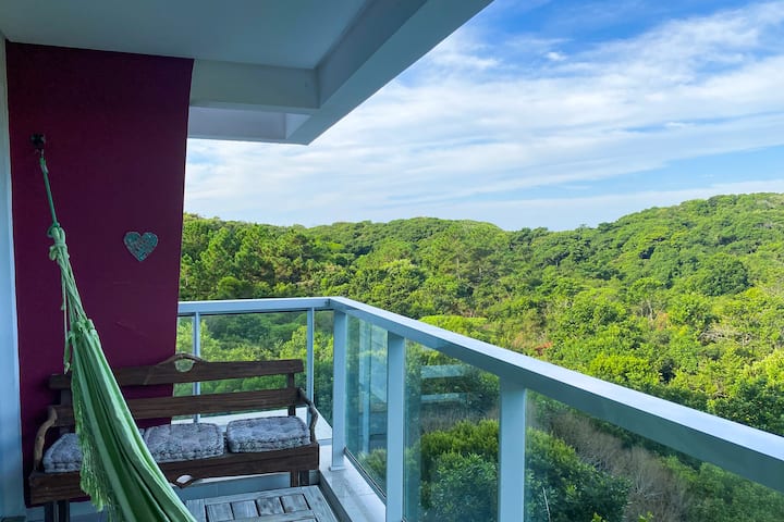 Cozy Apt Facing Nature And 5 Min From The Beach - Florianópolis