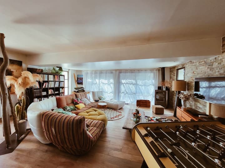 Jacuzzi/sauna/billard Hiver Cocooning
7km De Nîmes - Nîmes