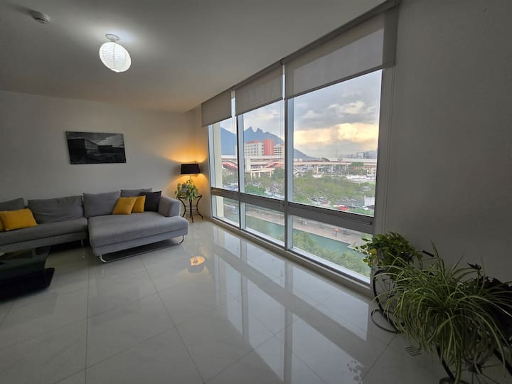 Gorgeous Apartment. Great View To The Riverwalk - Monterrey