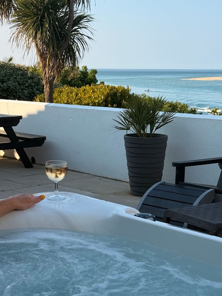 Beachpad's Beach Bungalow+hot Tub +Parking+wifi - St Ives