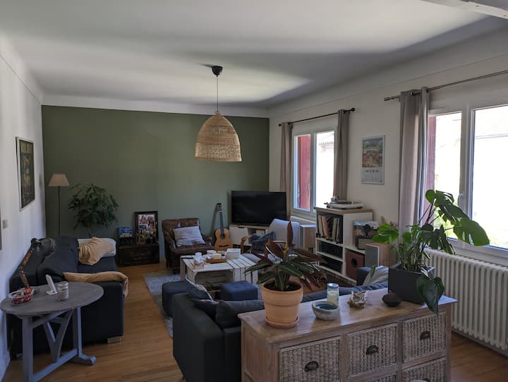 Appartement De Charme Avec Grande Terrasse! - Agen