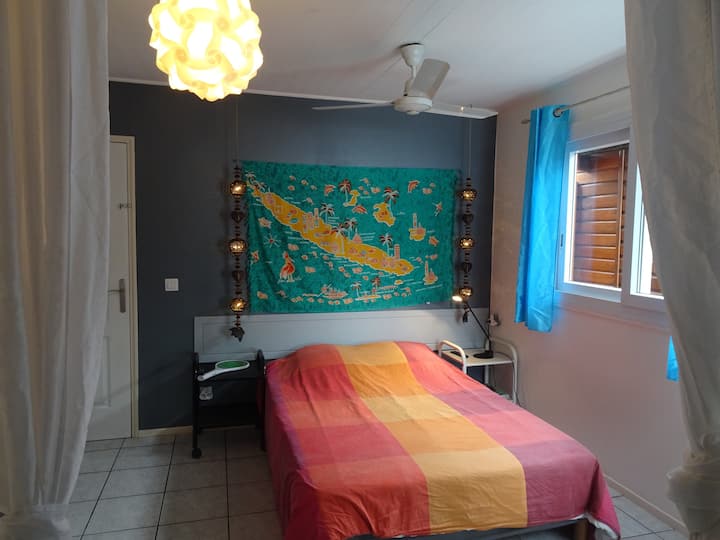 Chambre 2 Personnes Chalet Centre Noumea - New Caledonia