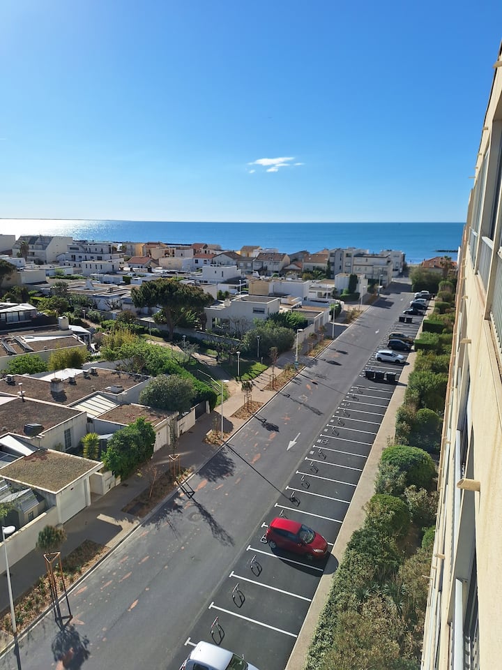 Carnon, T2 à 50 Mètres De La Plage, Parking Privé, - Carnon