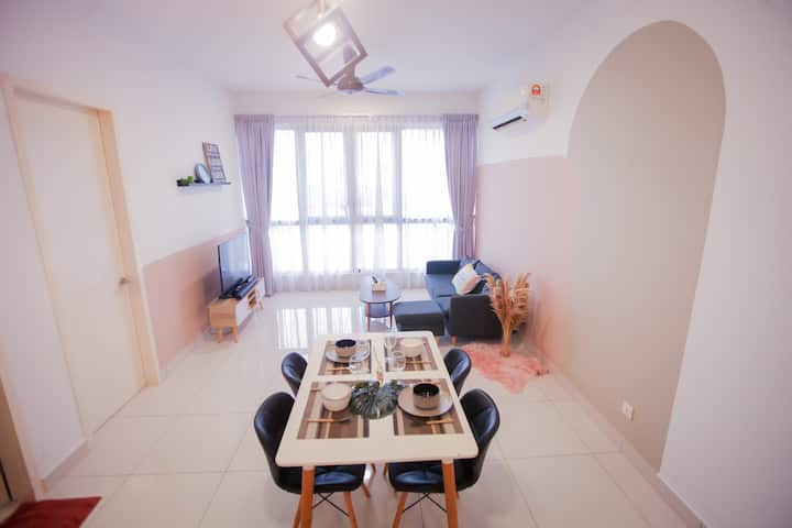 Econest Apartment By The One - Educity 3br 6pax - Gelang Patah
