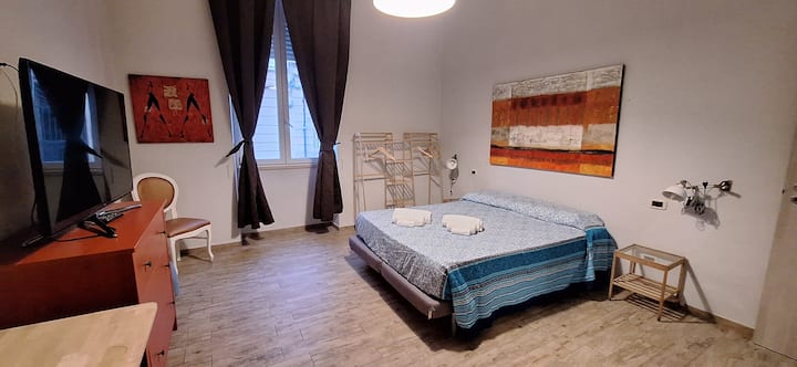 A Due Passi Dalla Stazione - Brindisi