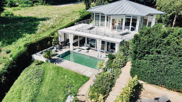 Luxusvilla Am Elbufer – Pool, Sauna & Partyraum - Dresden