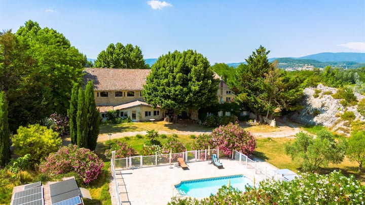 Appt Les Oliviers - Terrasse, Spa Et Accès Piscine - Cadenet