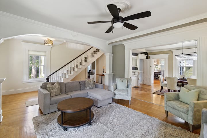 39km From World Cup! Large Luxury Private Estate - Boston Marathon