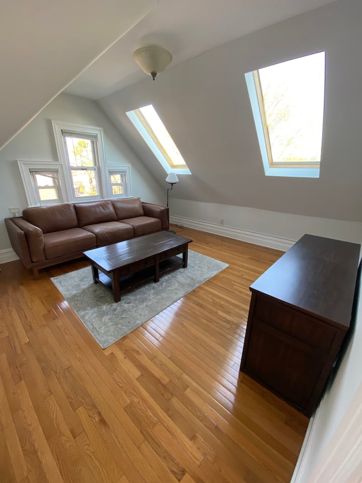 Minutes To Nyc: Top-tier 1-bedroom Apartment - West New York, NJ