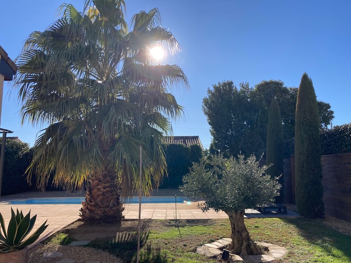 Villa D'architecte à Arles Proche Centre Ancien - Arles