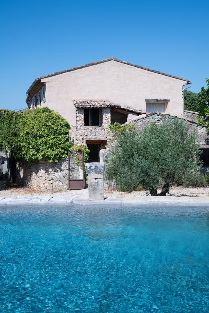 Grande Maison Avec Piscine Dans Le Luberon . - Apt