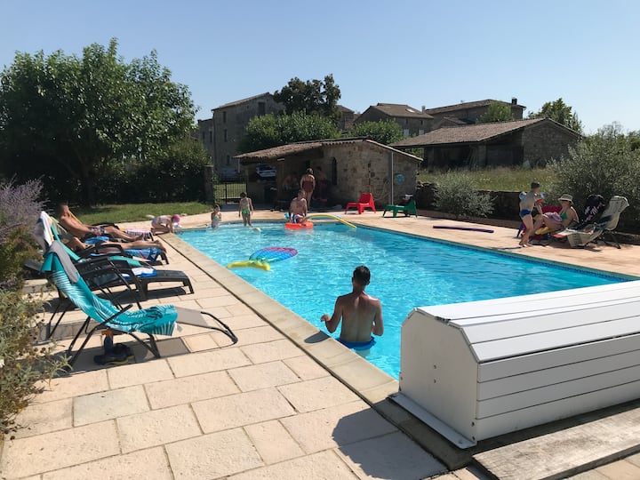 Gîte Et Chambres Privées Sud Ardèche Avec Piscine - Joyeuse