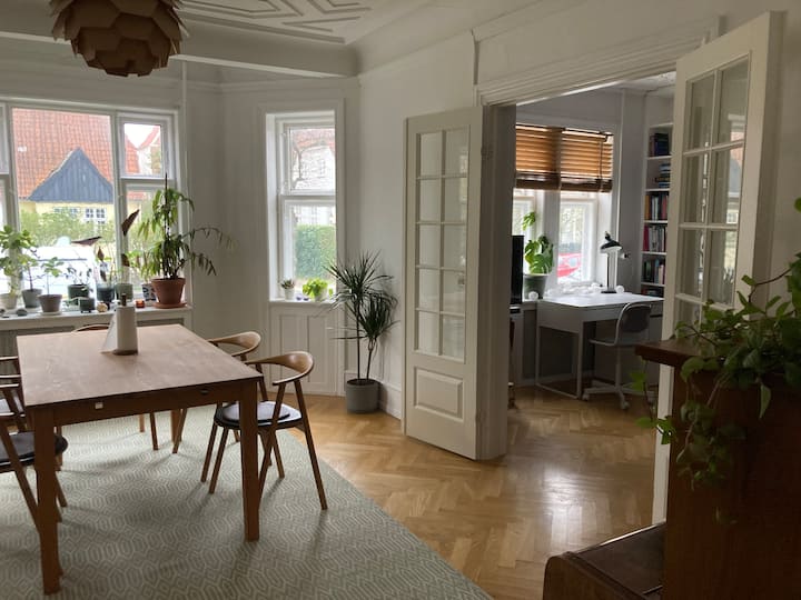 Ground Floor Apartment With Terrace And Garden - Copenhagen