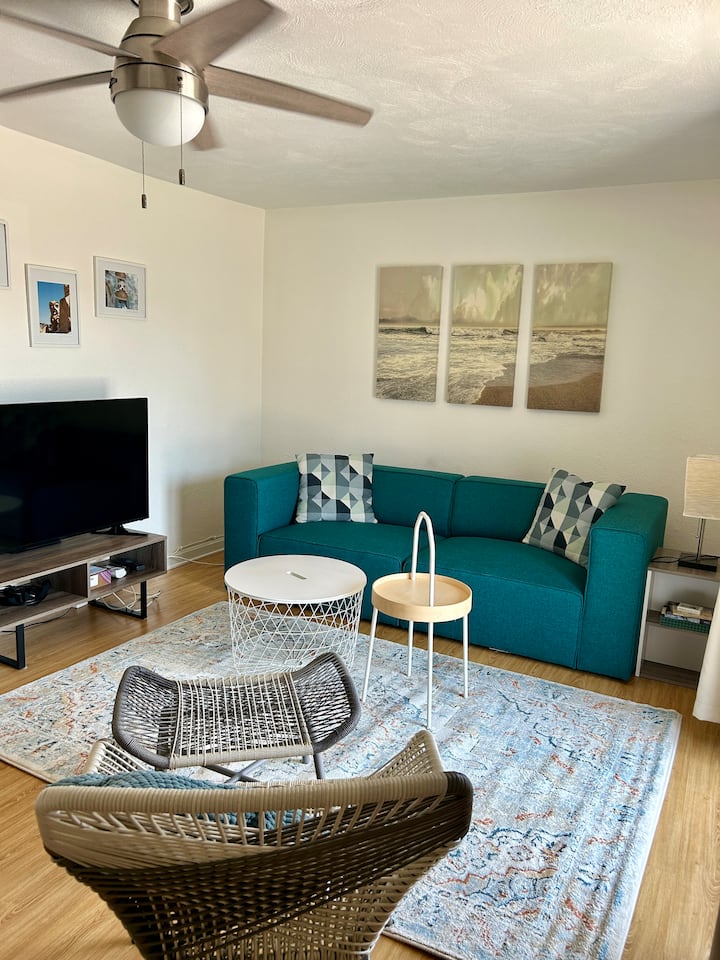 Modern Paradise! 2 Bedroom Condo On North Beach - Hampton Beach, NH