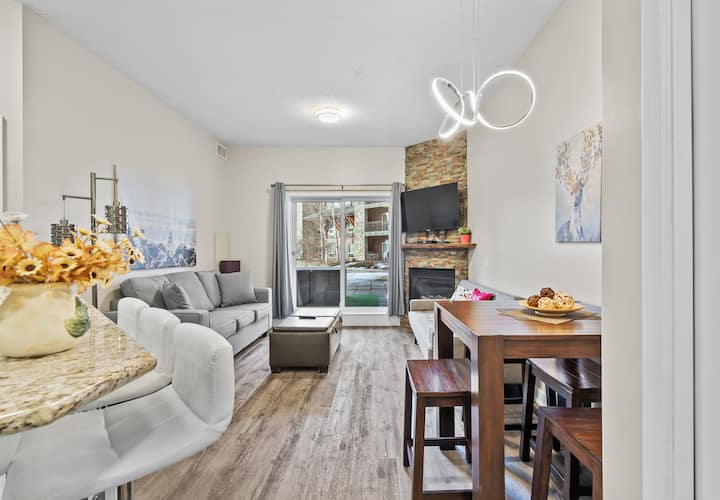 ❧ Stunning Hidden Gem W Pool. Cozy Rockies Escape❧ - Canmore