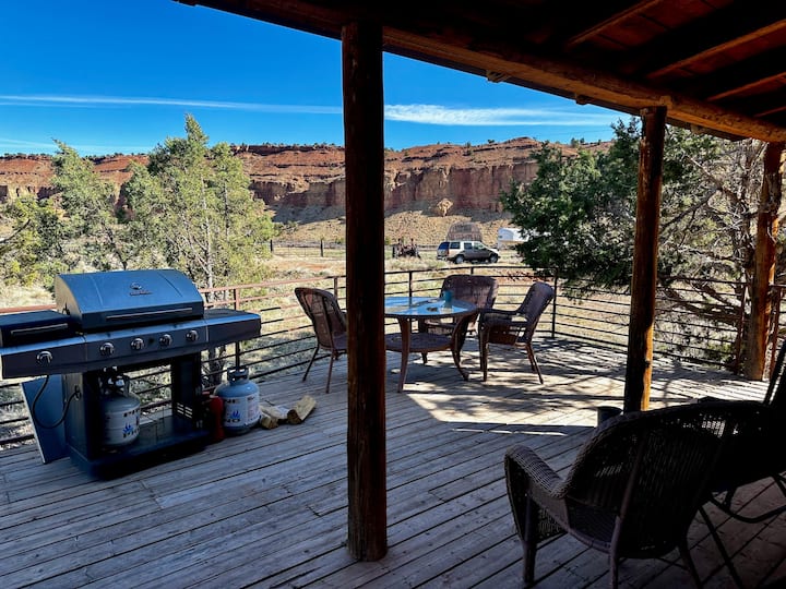 Pine Cabin / Drk Sky / Wi-fi / Pets Ok / Quiet - Capitol Reef National Park
